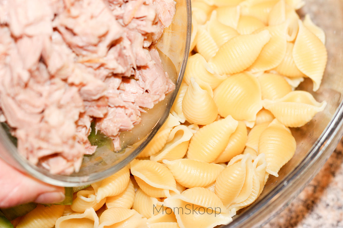 Cold Tuna Macaroni Salad Recipe - A Classic Summer Salad - MomSkoop