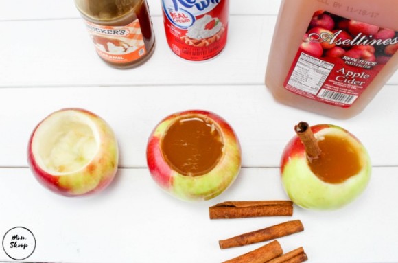The Most Simple and Easy to Make Apple Cups - MomSkoop