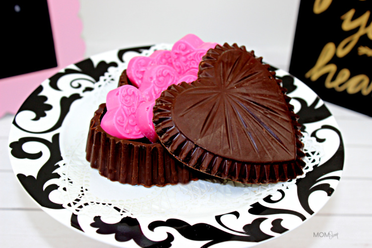 Easy DIY Chocolate Heart Candy Box - MomSkoop