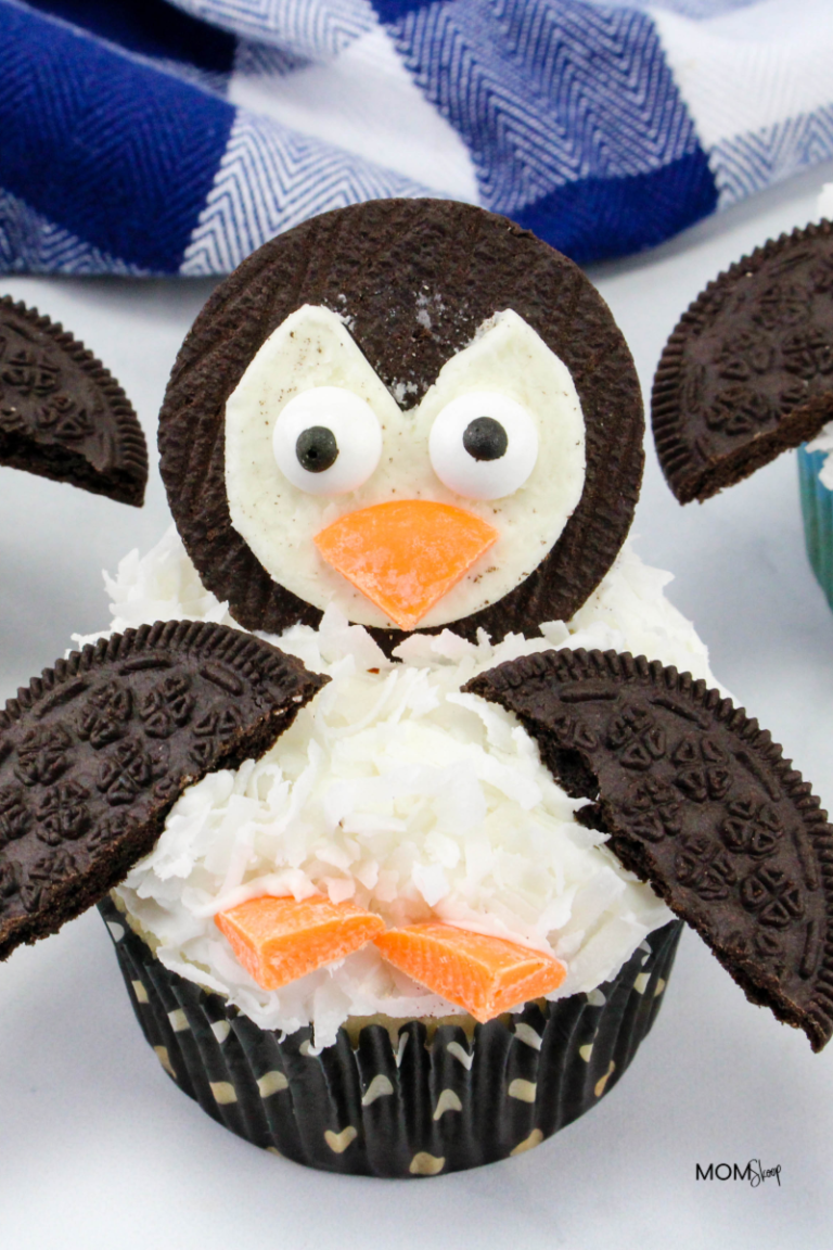 Penguin Cupcakes - Perfectly Adorable Cupcakes! - MomSkoop