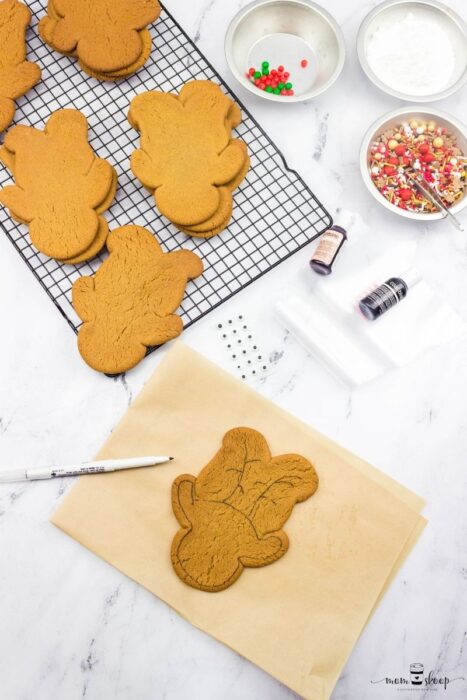 The BEST Reindeer Gingerbread Cookies Recipe - MomSkoop