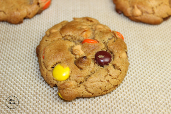 THE ULTIMATE REESE'S COOKIES - MomSkoop
