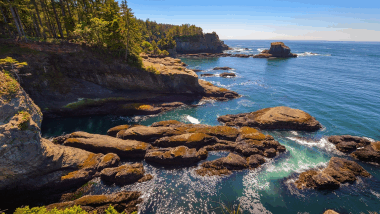 11 Magical Washington Destinations That Outshine the Emerald City