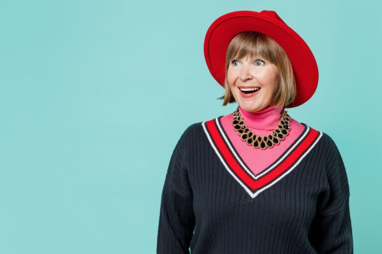13 Things Chic Women Over 50 Know Never to Wear