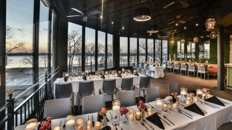 11 Scenic Tennessee Restaurants Perfect for Waterfront Dining
