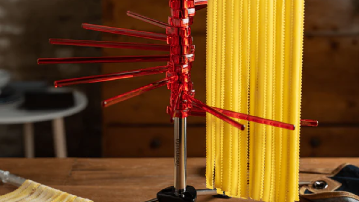 We Tried 12 Pasta Drying Racks—These Are the Best for Spaghetti ...