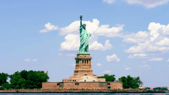 15 Most Photographed Landmarks in the U.S. You'll Want on Your Bucket List