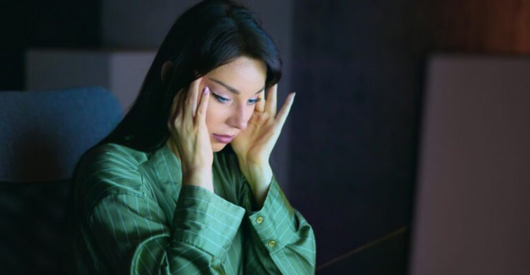 11 subtle habits that can quietly make it harder for some women to find ...