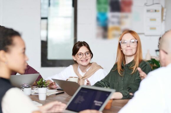 These 12 Overused Phrases Secretly Drive Smart People Crazy