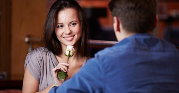 Think She's Perfect? Watch Out for These 13 Warning Signs